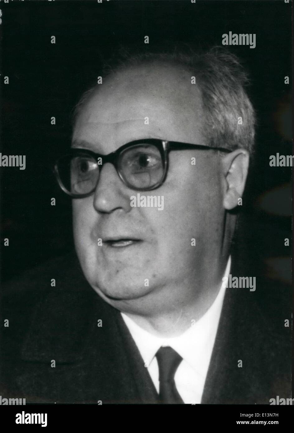 Saragat giuseppe hi-res stock photography and images - Alamy