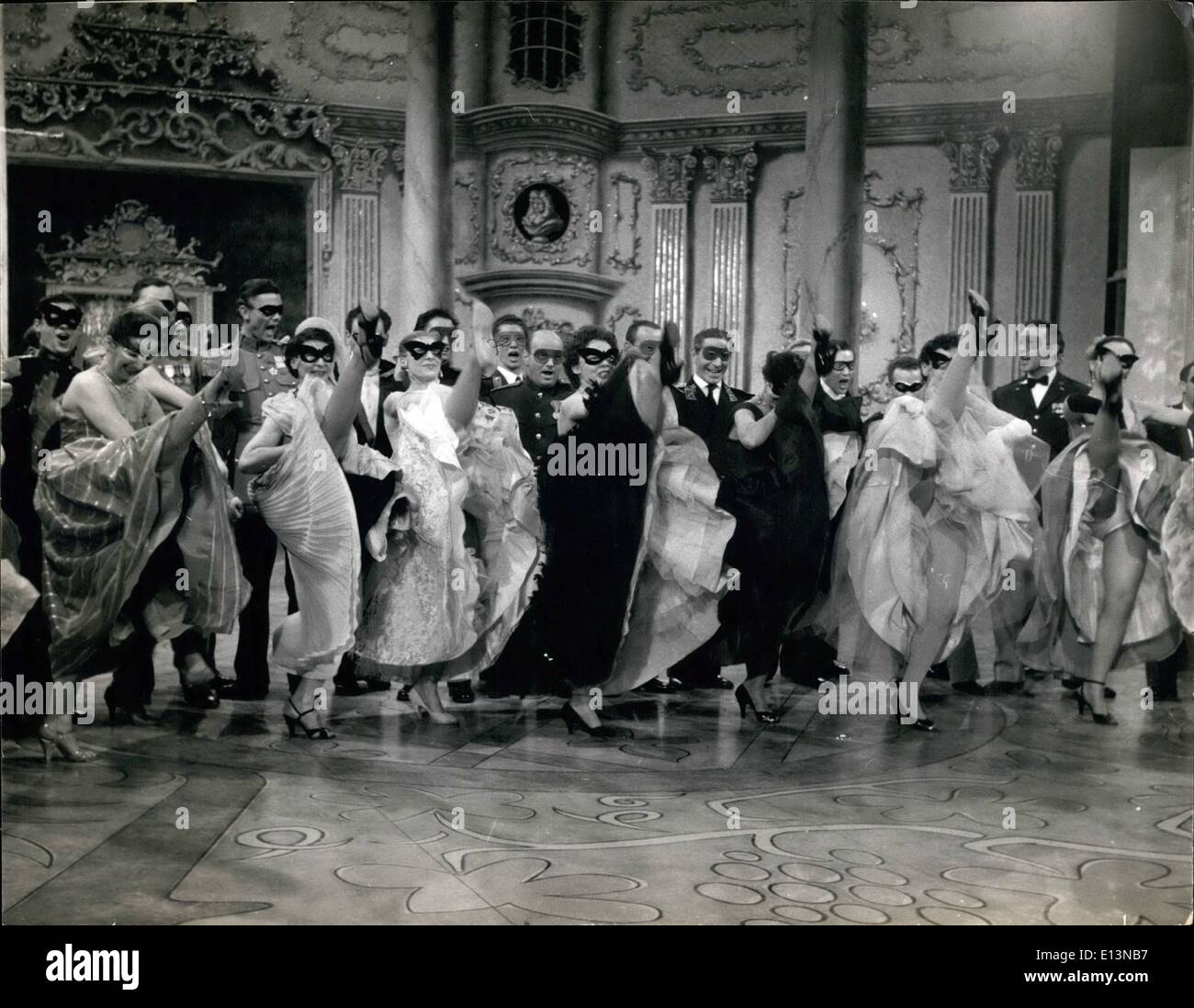 Can can dance hi-res stock photography and images - Alamy