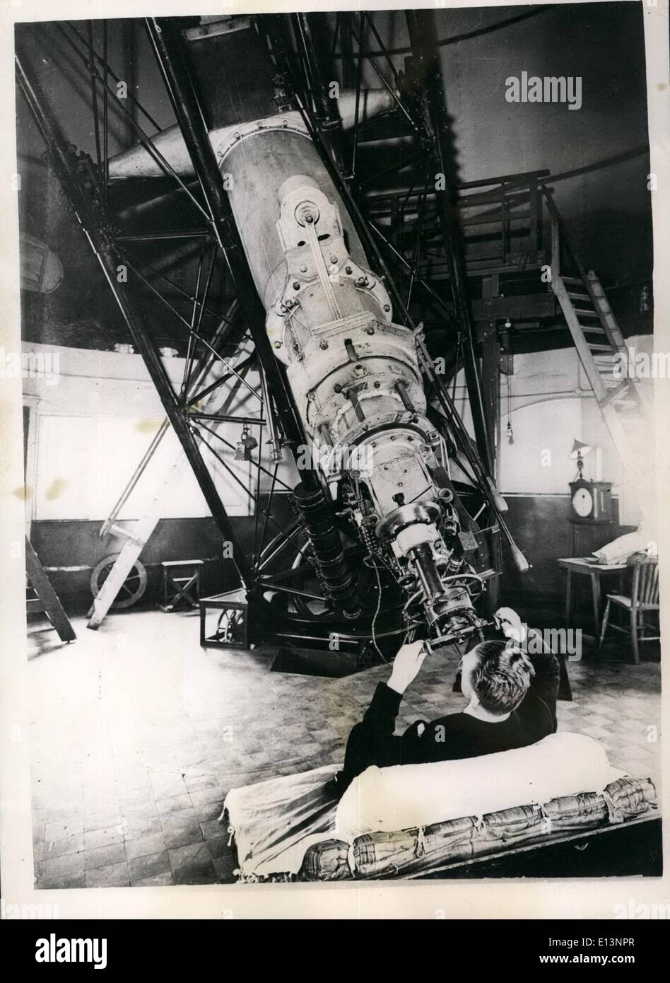 Great equatorial telescope hi-res stock photography and images - Alamy