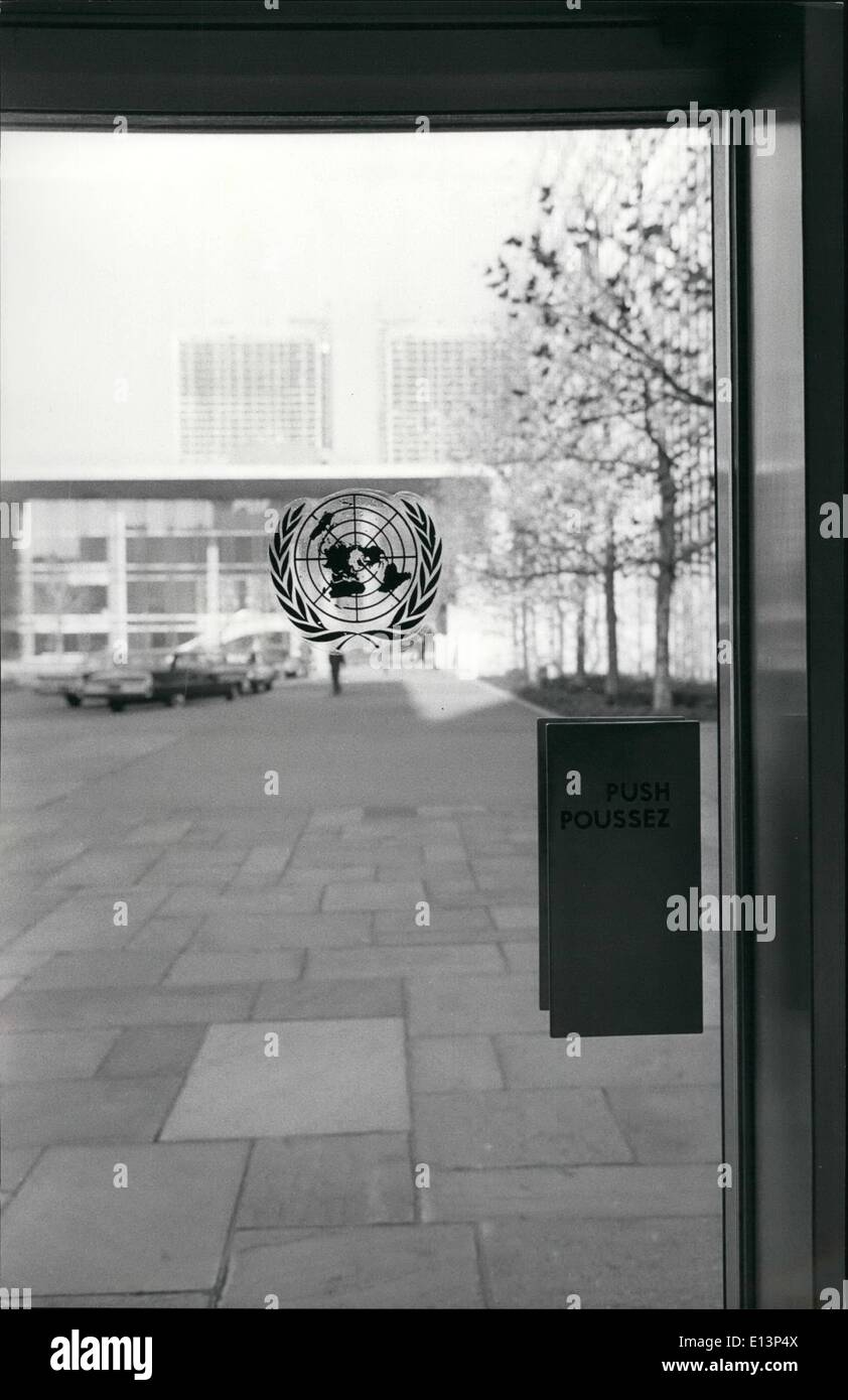 Mar. 22, 2012 - Biliungual sign. United Nations Library, New York Stock ...