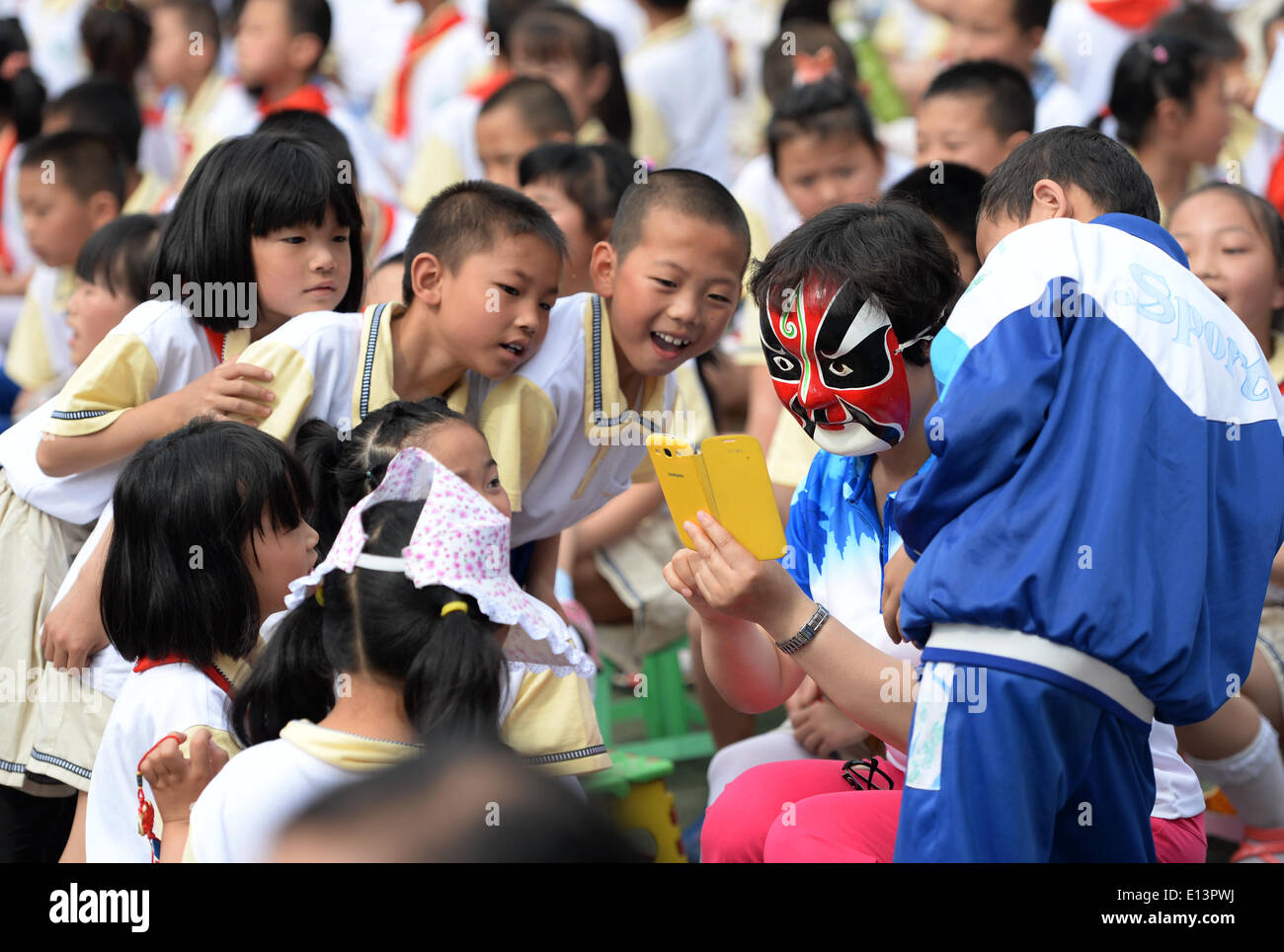 An actor wearing hi-res stock photography and images - Alamy