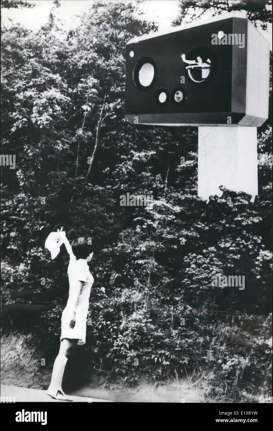 8 meter high tower hi-res stock photography and images - Alamy