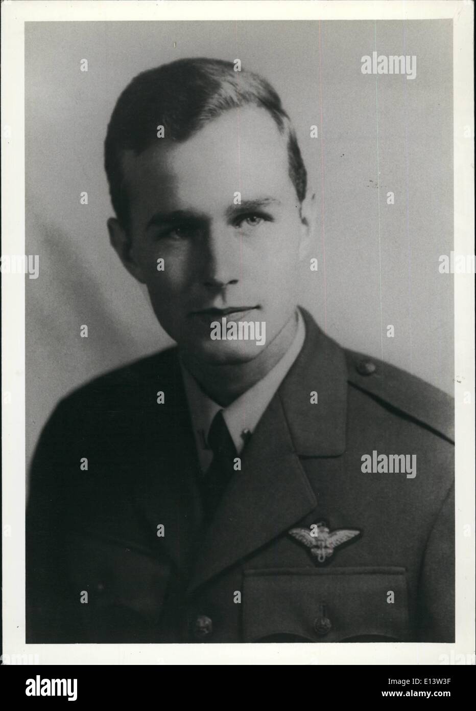 Navy pilot hi-res stock photography and images - Alamy