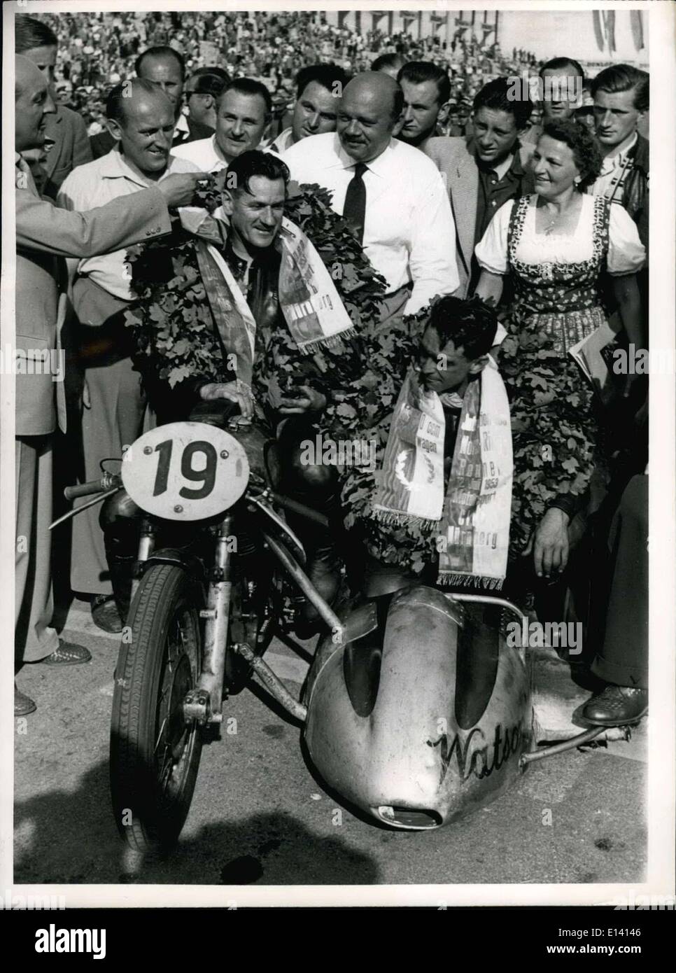 Side car hi-res stock photography and images - Alamy