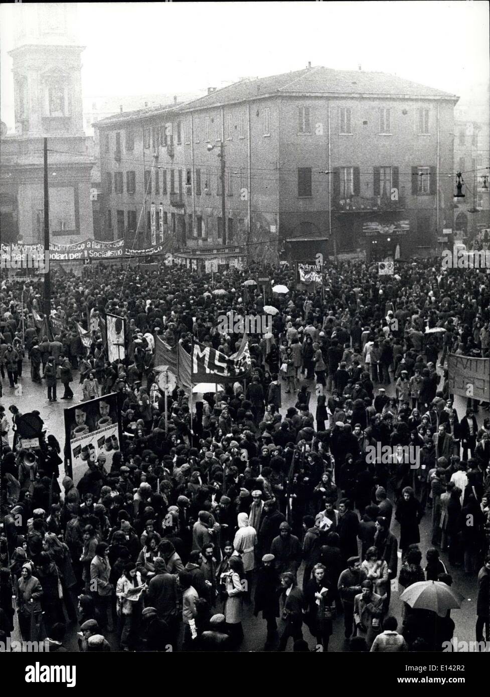 Italian left wing hi-res stock photography and images - Alamy