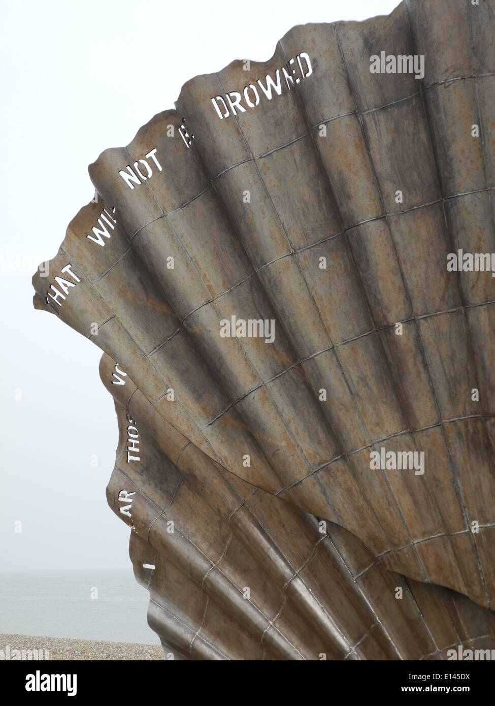 aldeburgh art beach benjamin britten memorial sculpture Stock Photo - Alamy