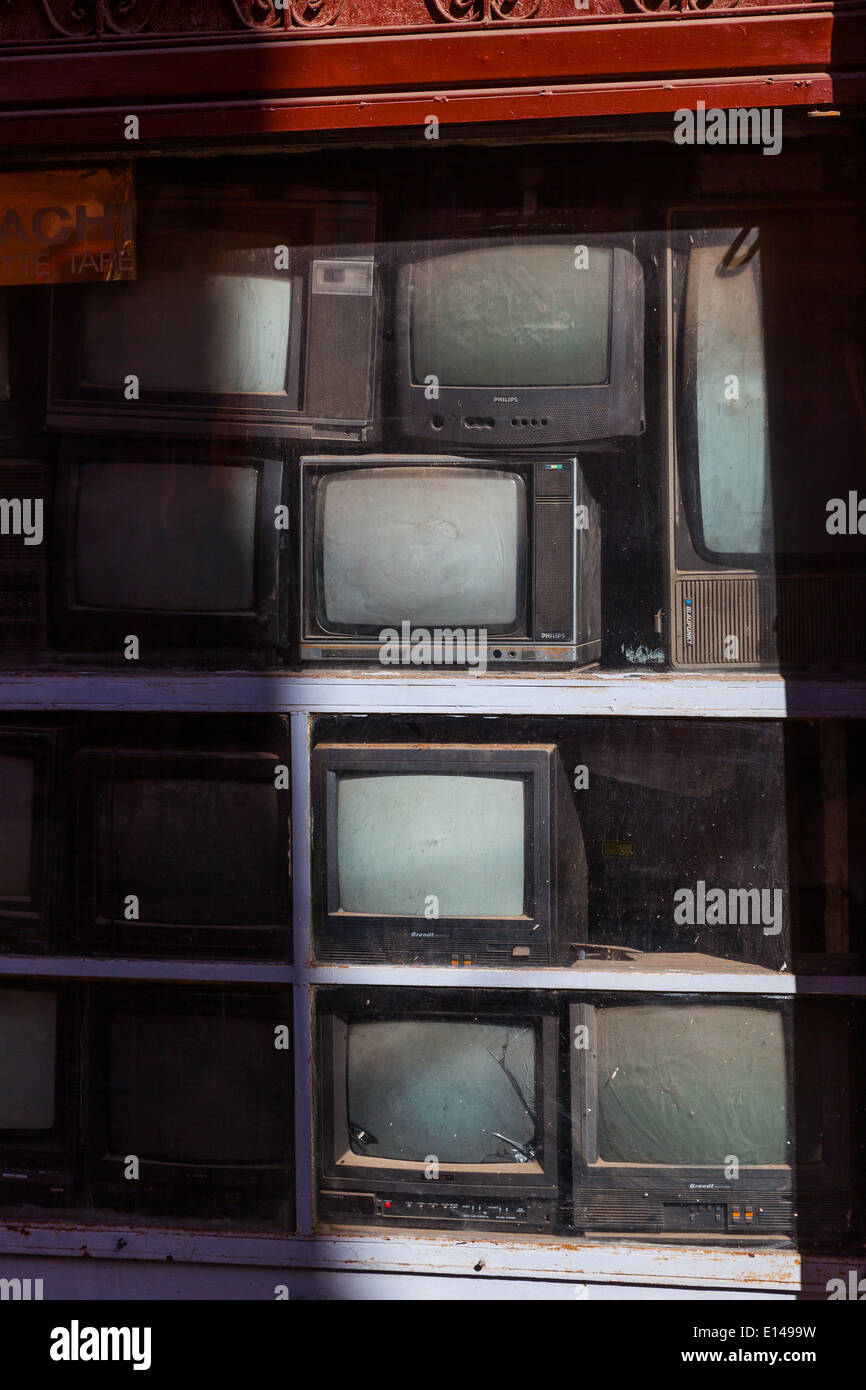 Tv Shop High Resolution Stock Photography and Images - Alamy
