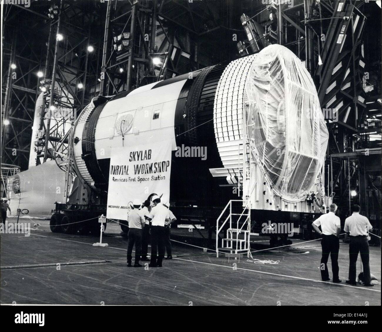 Orbital workshop skylab 1 hi-res stock photography and images - Alamy