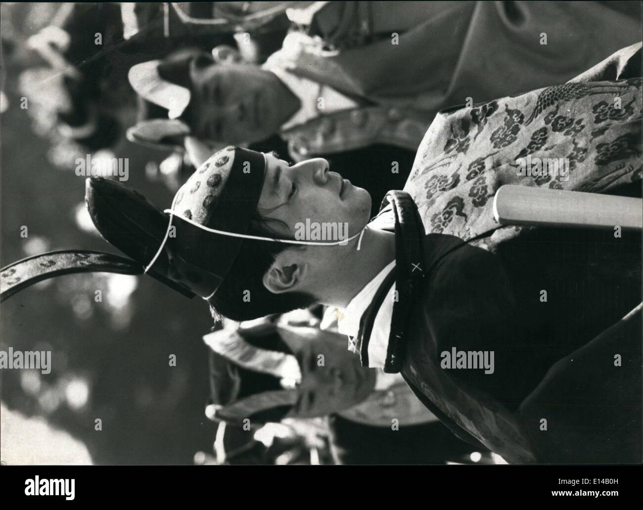 Black ress hi-res stock photography and images - Alamy