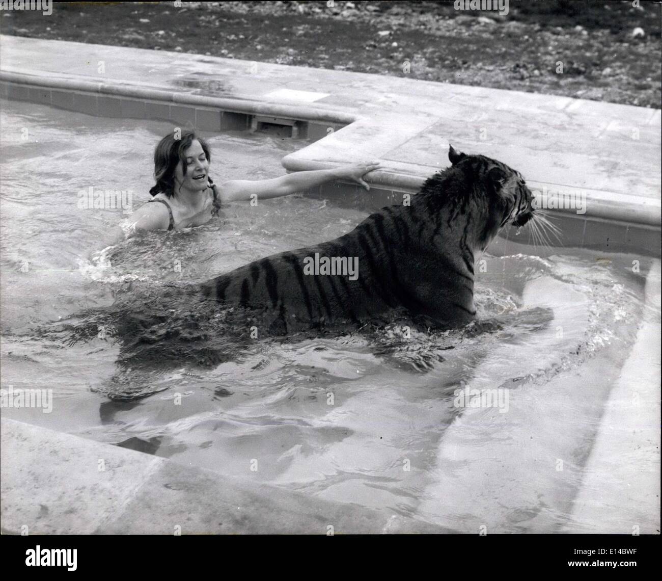 Suki shant mary chipperfiled hi-res stock photography and images - Alamy