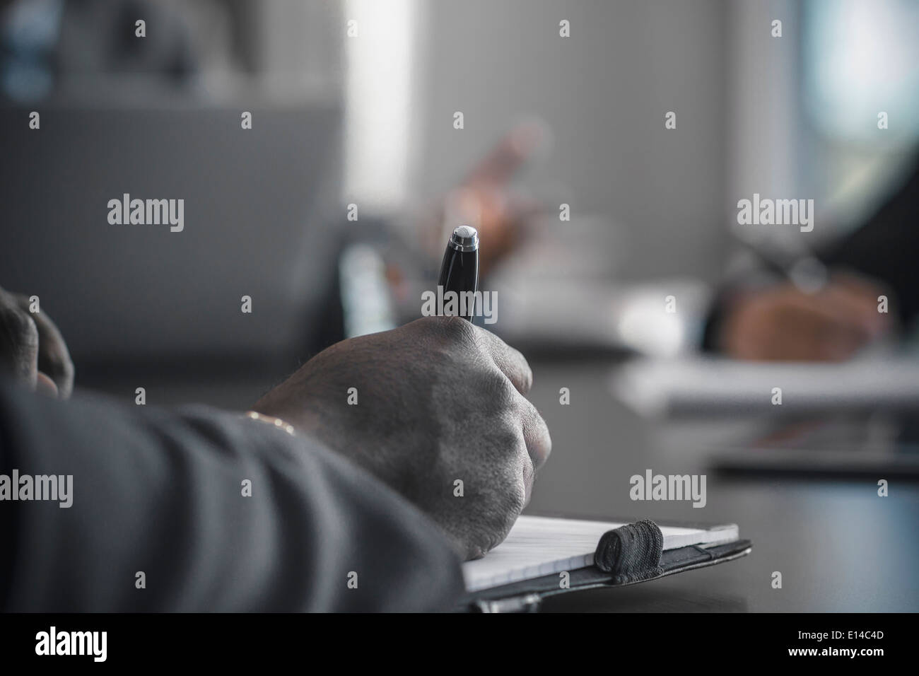 Men taking notes hi-res stock photography and images - Alamy
