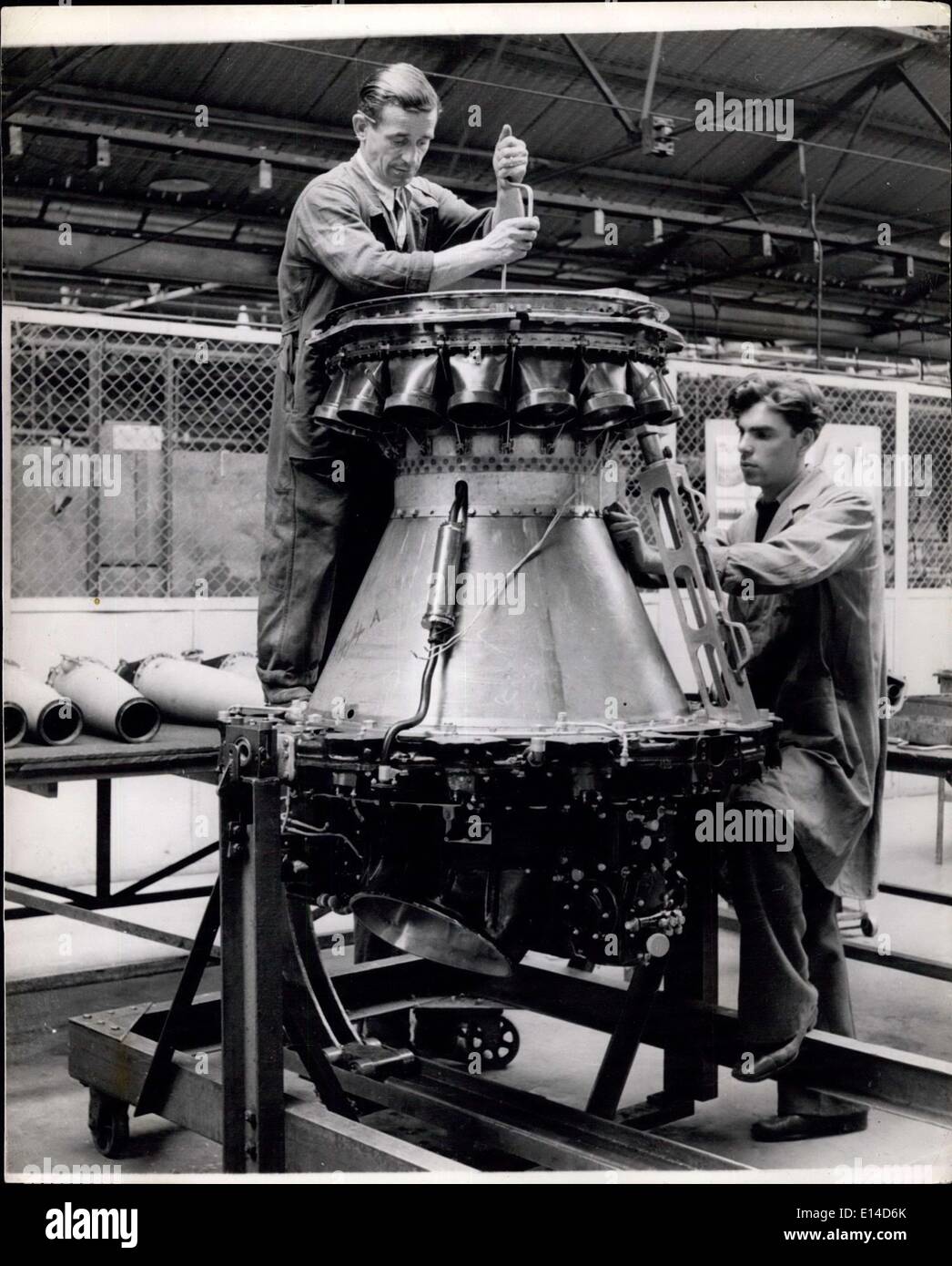 Apr. 17, 2012 - S-up in Jet Engine Manufacture: Fitting the support ...