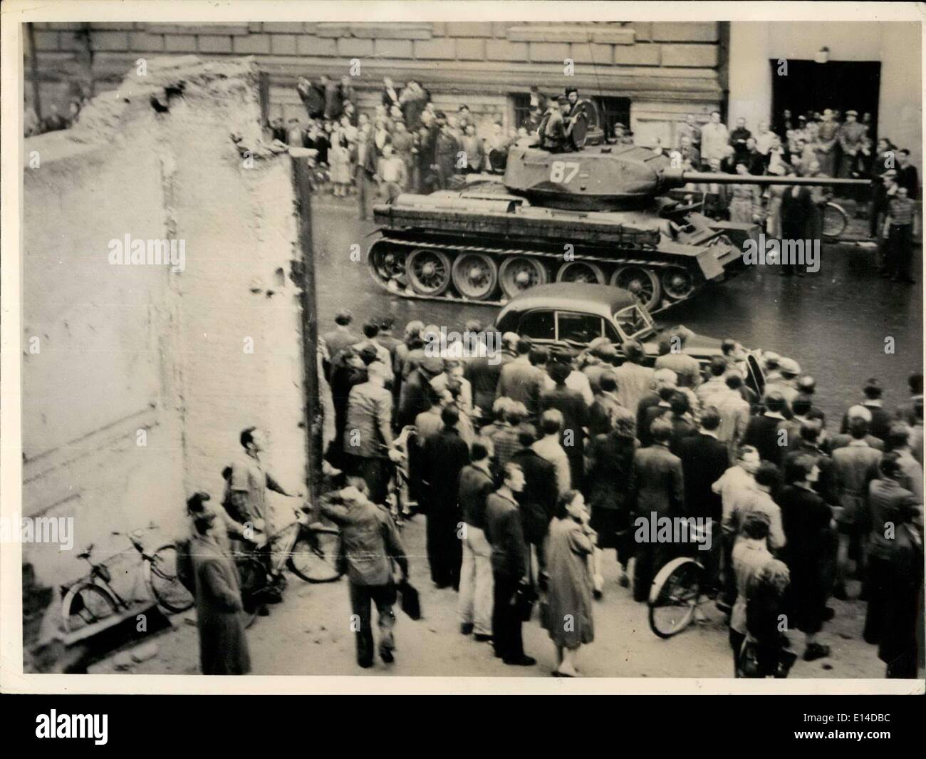 Street riots berlin hi-res stock photography and images - Alamy