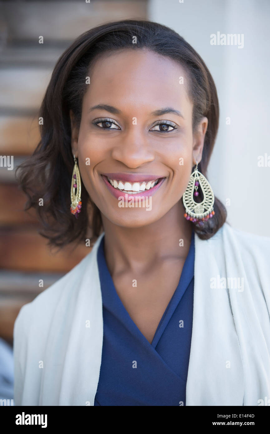 Black woman smiling Stock Photo - Alamy