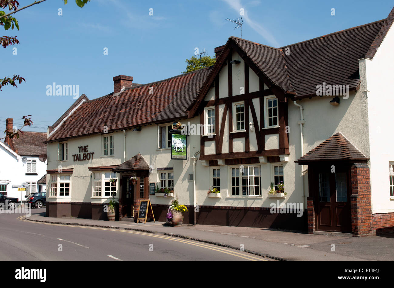 Belbroughton worcestershire village villages hi-res stock photography ...
