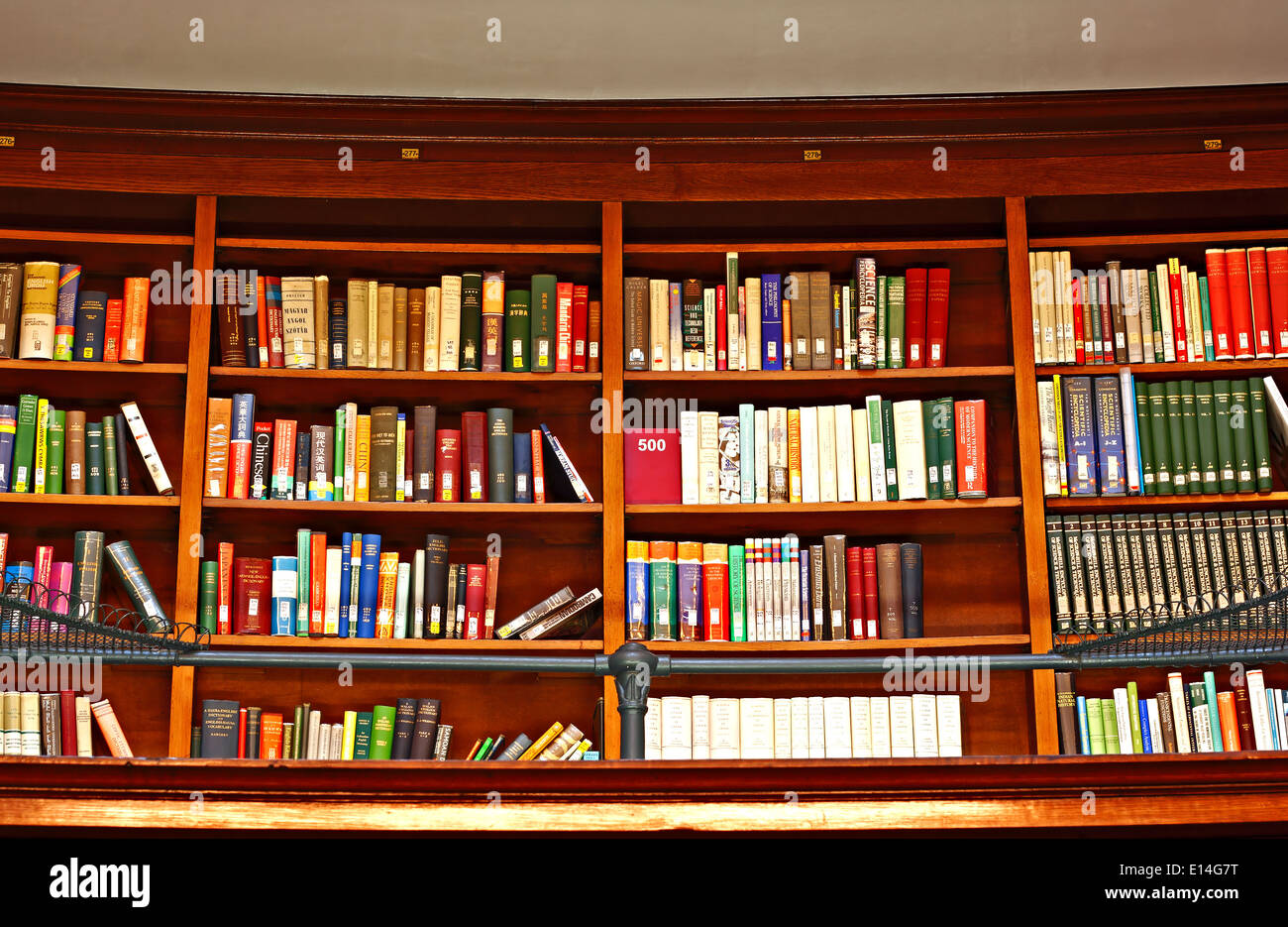 Old library aisle hi-res stock photography and images - Alamy
