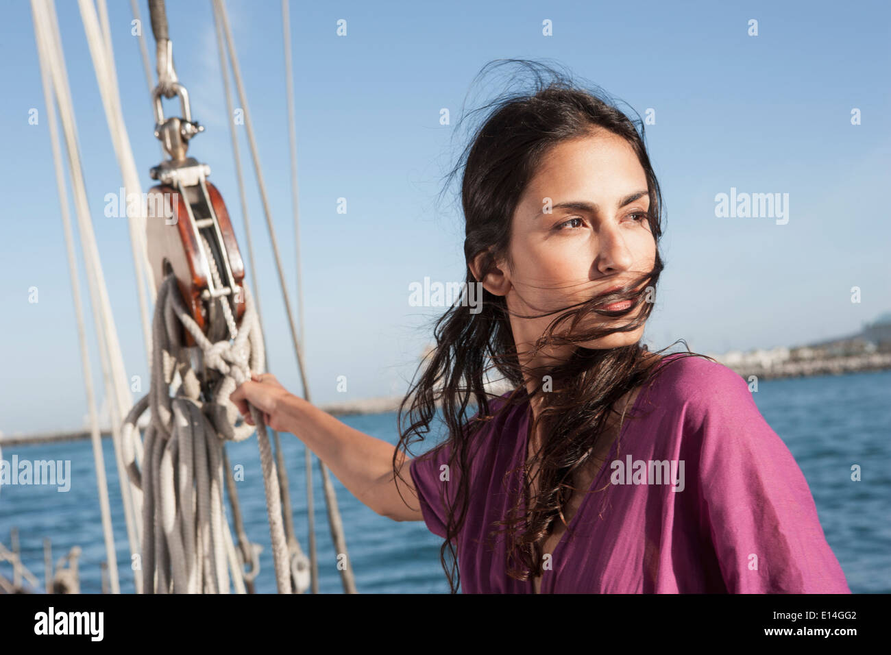 Hoisting sail hi-res stock photography and images - Alamy