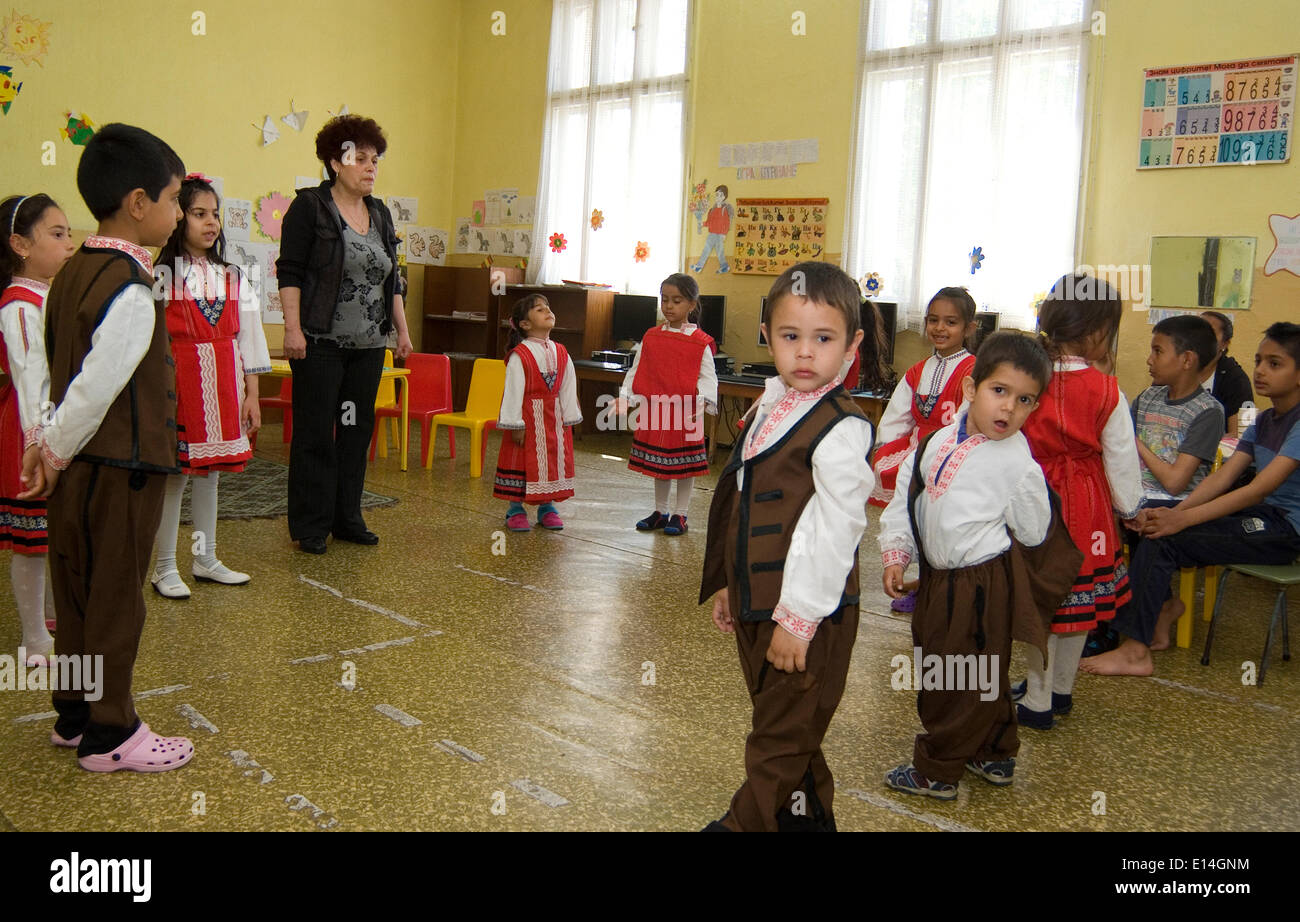 Bulgaria child traditional dress hi-res stock photography and images ...