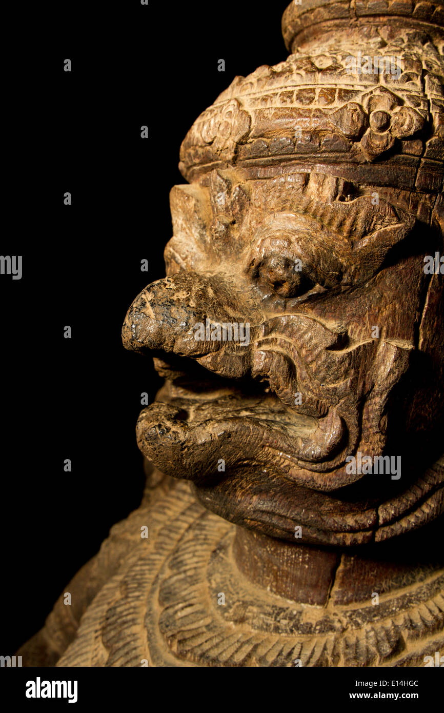 Garuda Head Shwenandaw Monastery (Golden Palace Monastery) Mandalay ...