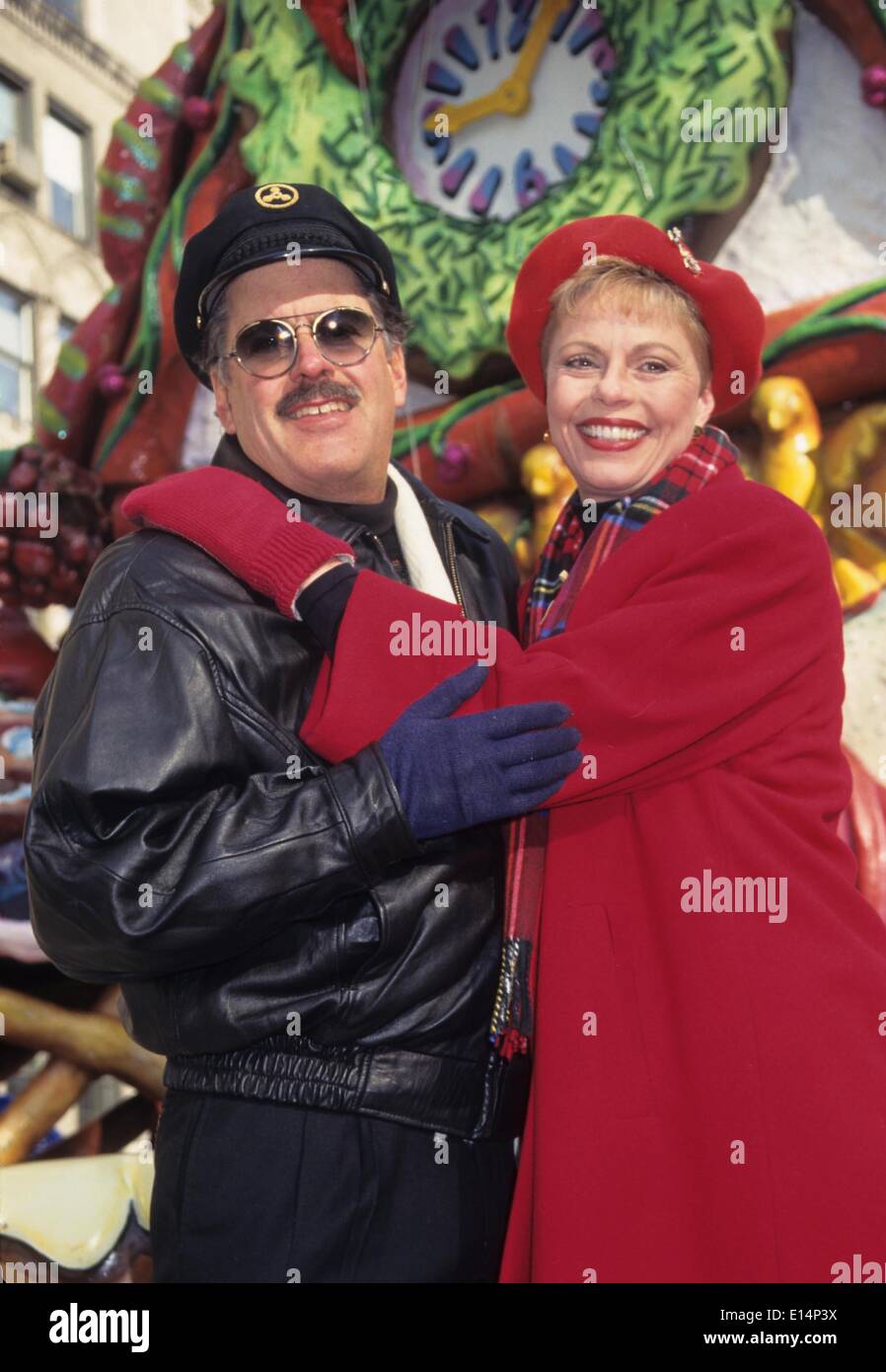 Captain & Tennille.TONI TENNILLE Daryl Dragon.1996 Thanksgiving Day ...