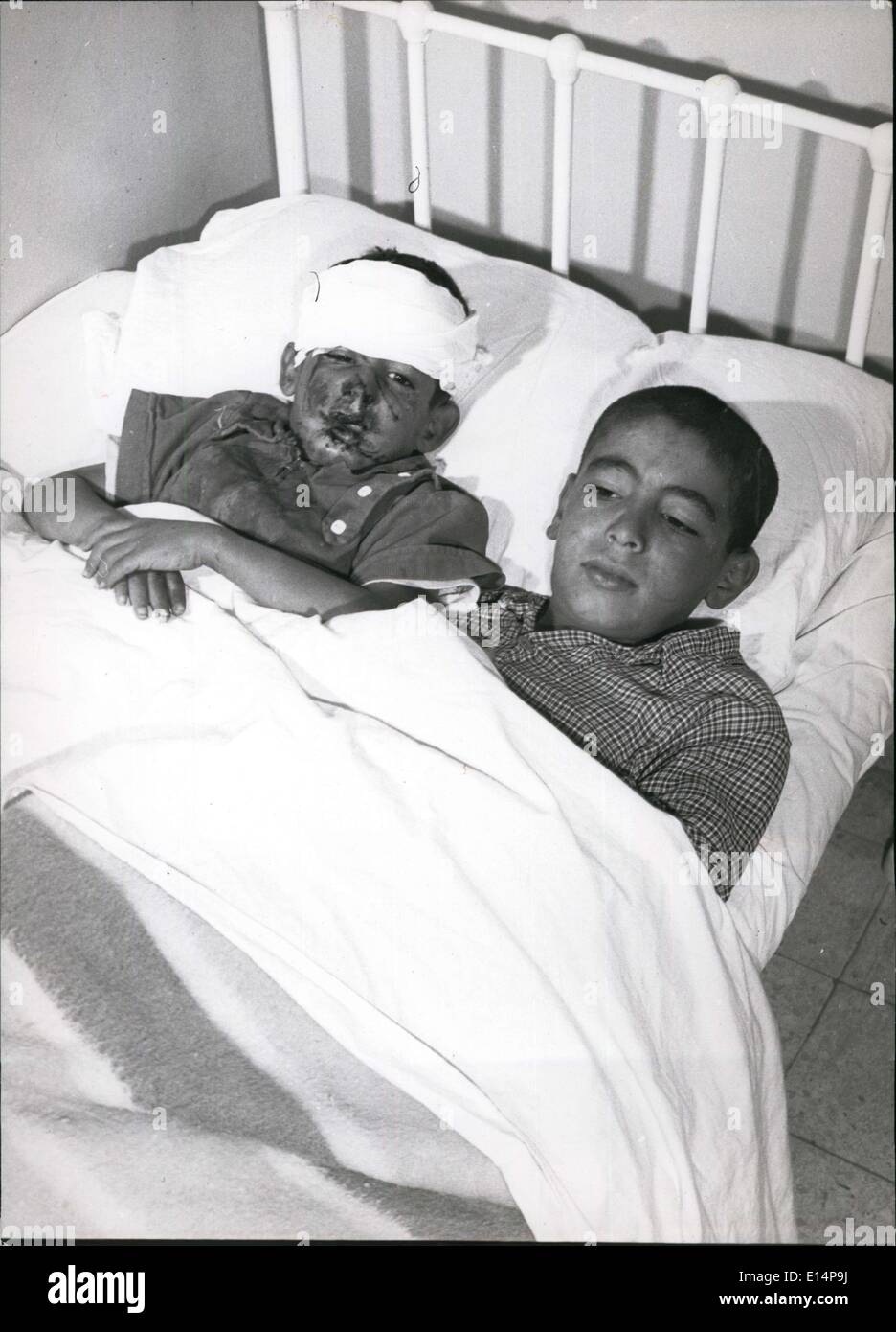 Apr. 12, 2012 - Injured Boys Recover in Hospital Bed Stock Photo - Alamy