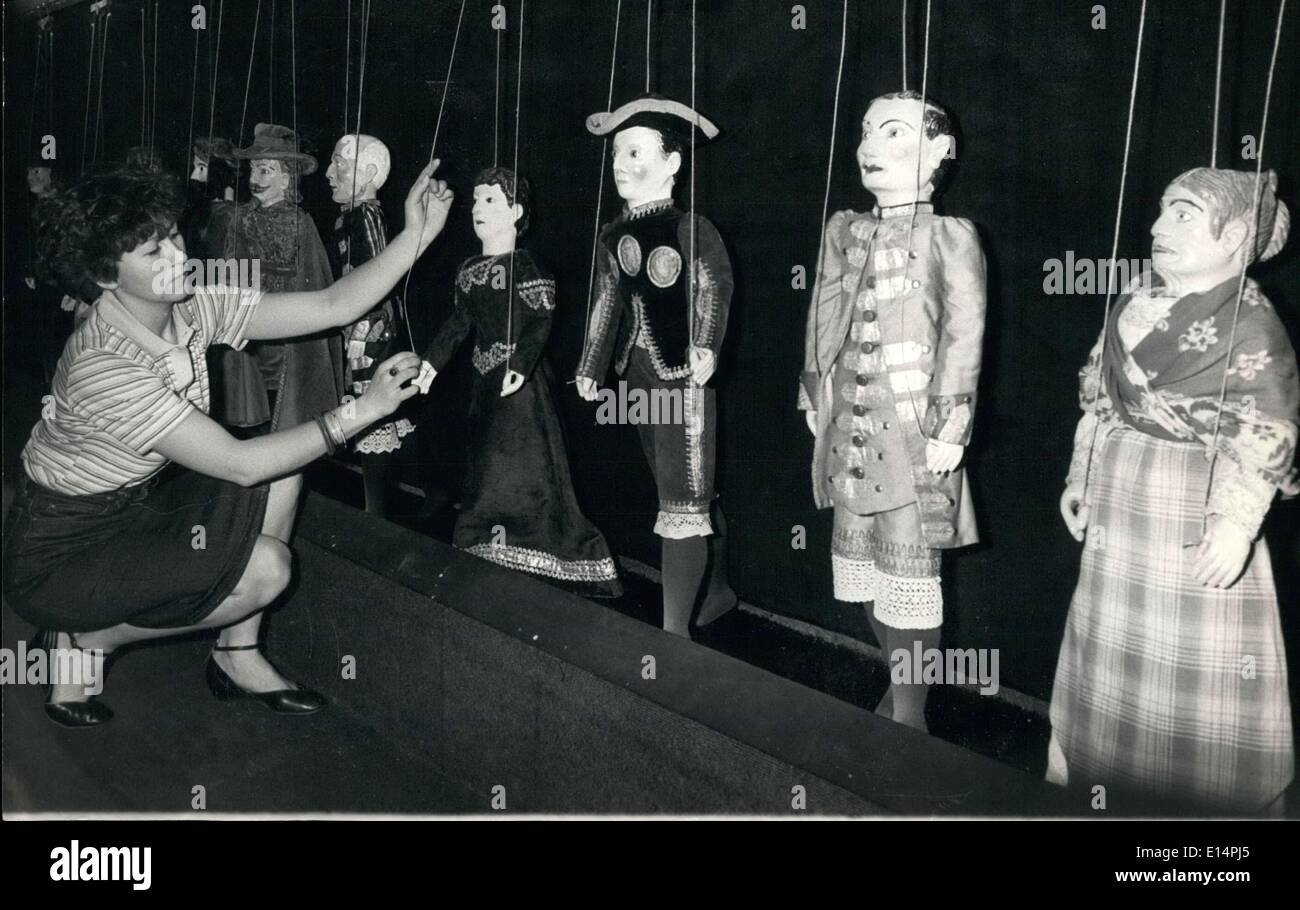 2012 marionettes in the marionettobus hi-res stock photography and ...