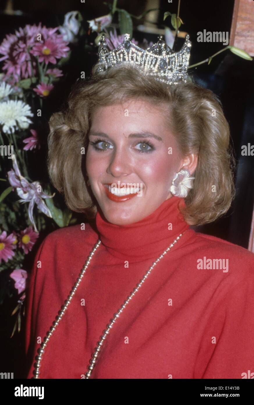 Kellye cash hi-res stock photography and images - Alamy