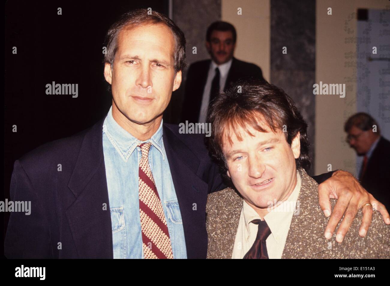 CHEVY CHASE with Robin Williams at the New York Friars Club 1991.l2024 ...