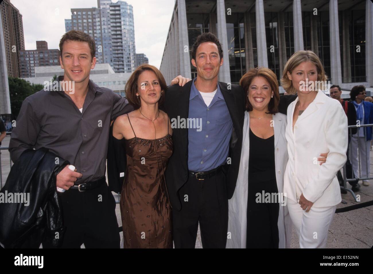 Ed Tv Show Julie Bowen