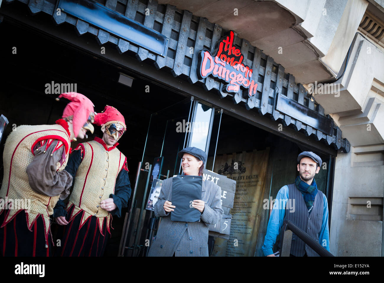 London dungeon hi-res stock photography and images - Alamy