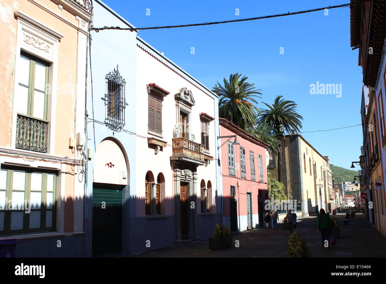 Walking through colonial streets of La Laguna, the former capital of ...
