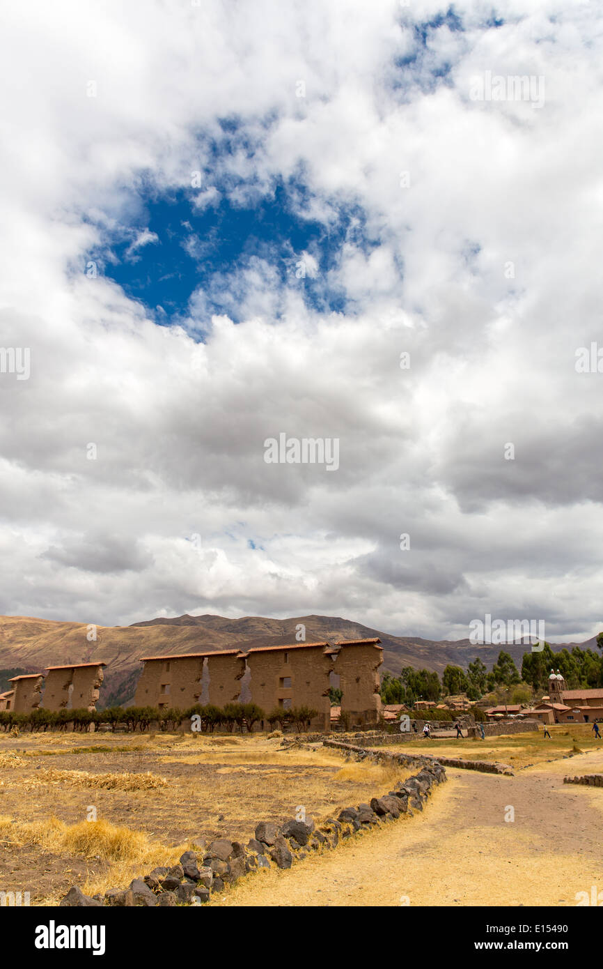 Raqchi, Inca archaeological site in Cusco, Peru Ruin of Temple of ...