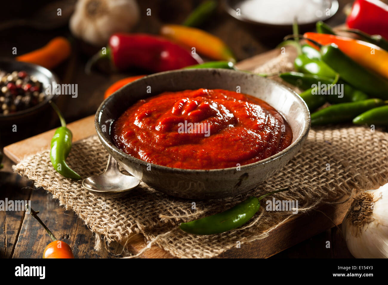 Hot Spicy Red Sriracha Sauce in a Bowl Stock Photo - Alamy