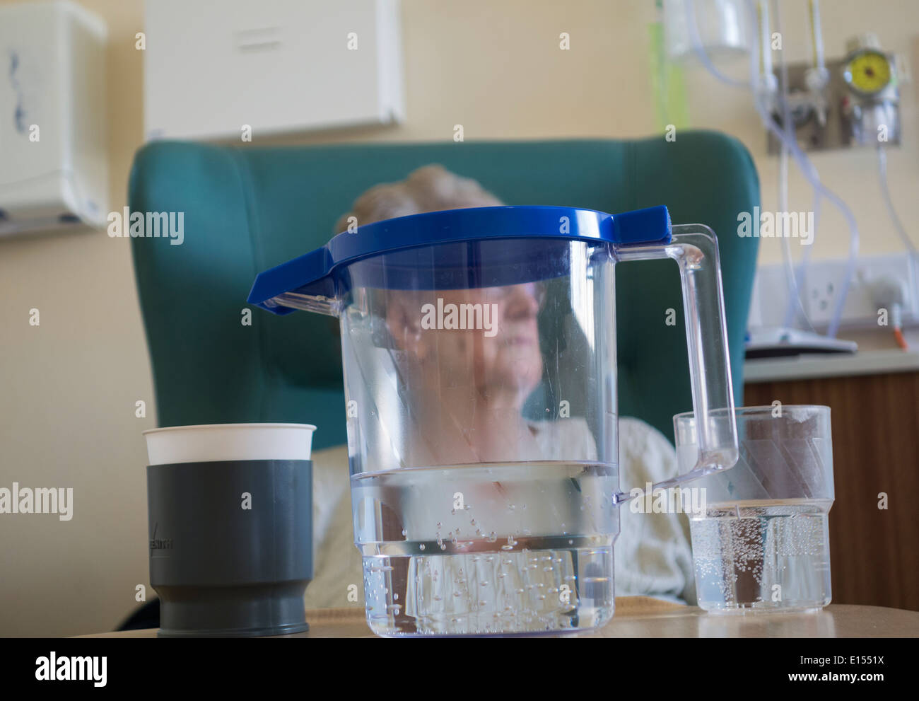 Elderly hospital ward hi-res stock photography and images - Alamy