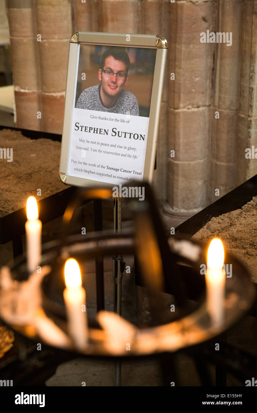 Stephen sutton memorial lichfield cathedral hi-res stock photography ...