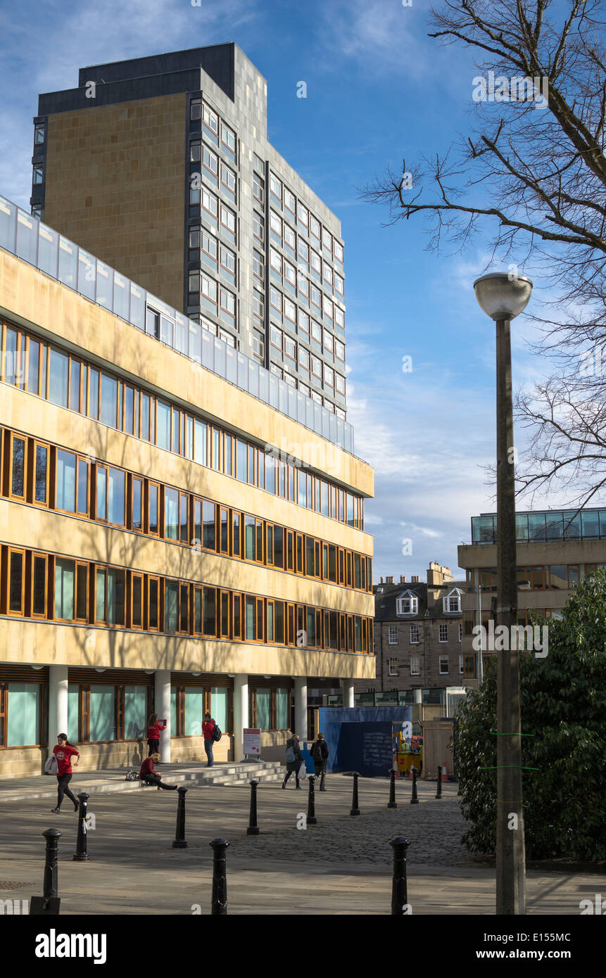 Edinburgh cladding hi-res stock photography and images - Alamy