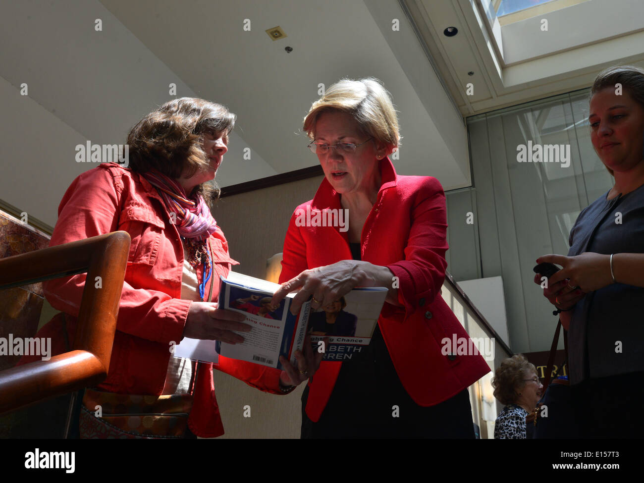 Washington DC, USA. 22nd May, 2014. Sent. ELIZABETH WARREN, (D-Mass ...