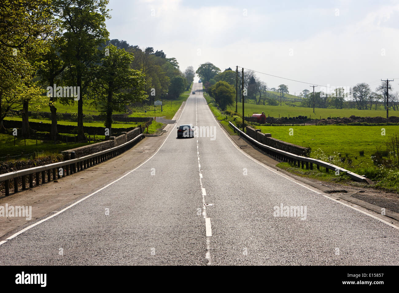 Single carriageway uk hi-res stock photography and images - Alamy