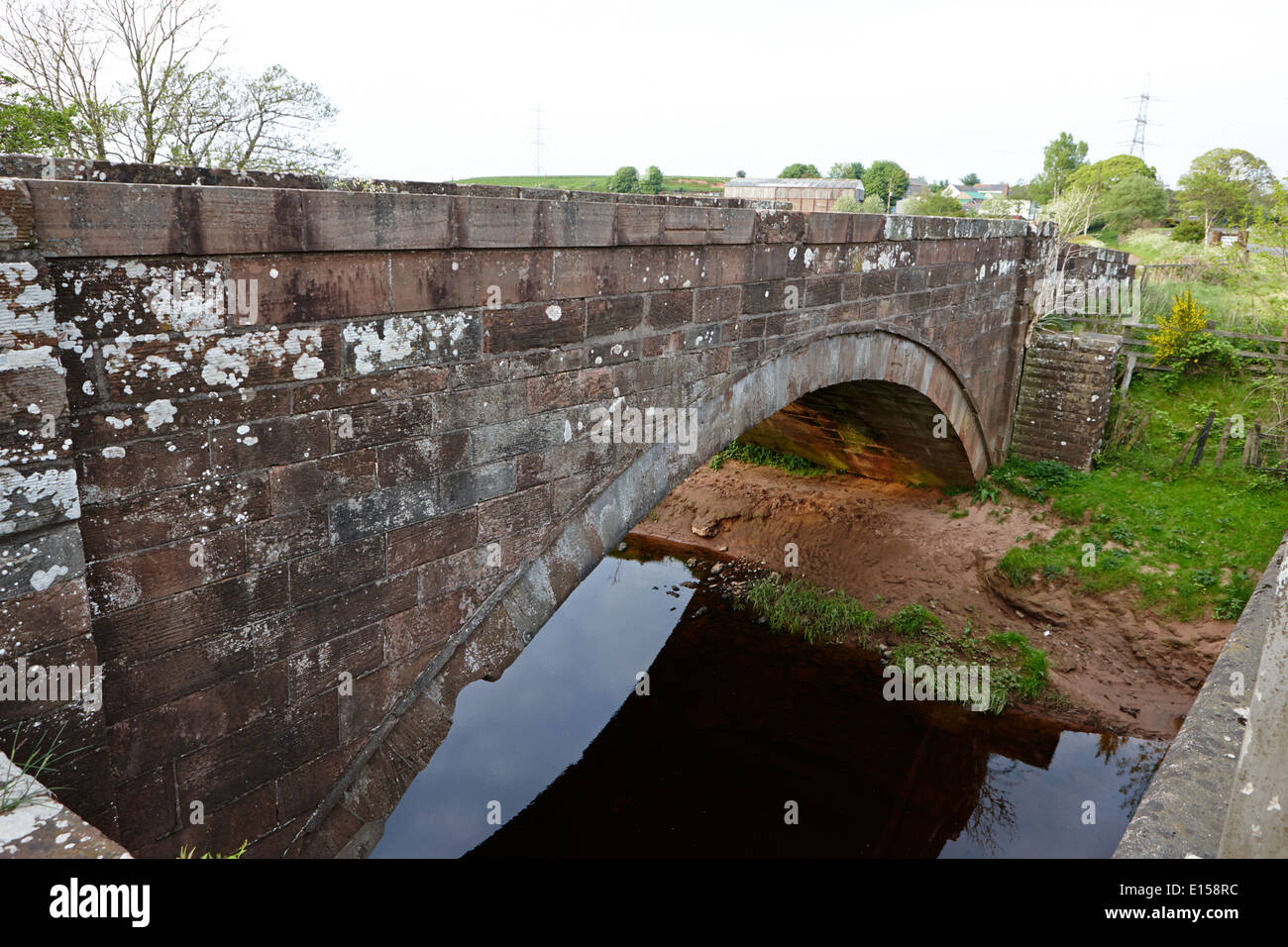 plump bridge over the river sark which forms the scotland england ...
