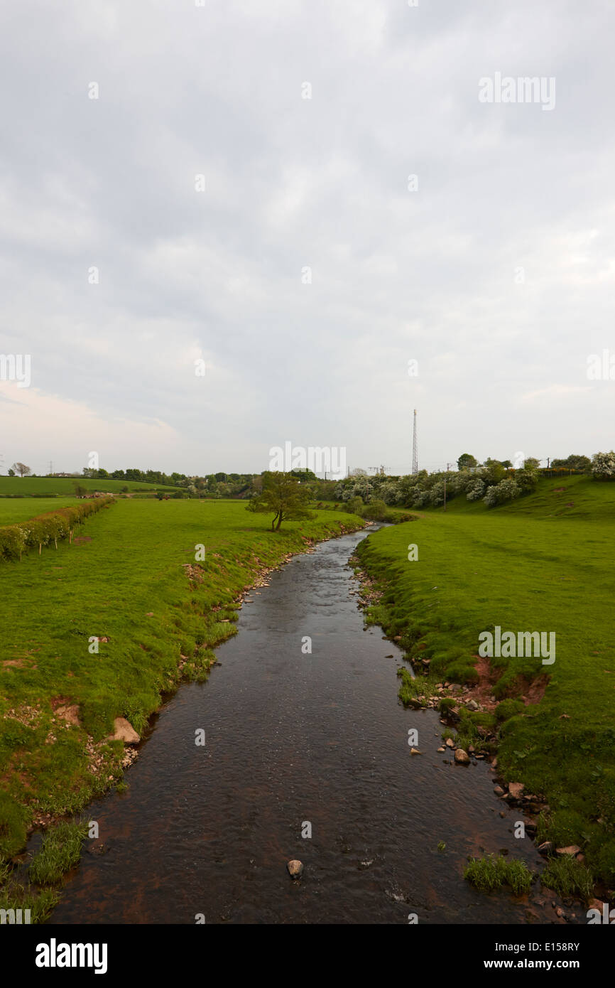 river sark which forms the scotland england border between dumfries and ...