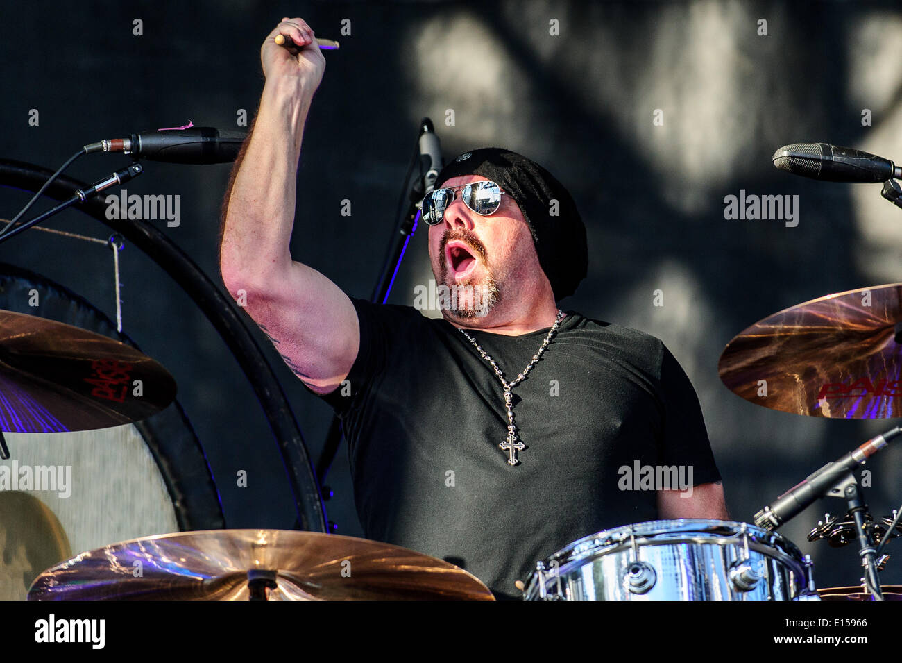 Jason bonham hi-res stock photography and images - Alamy