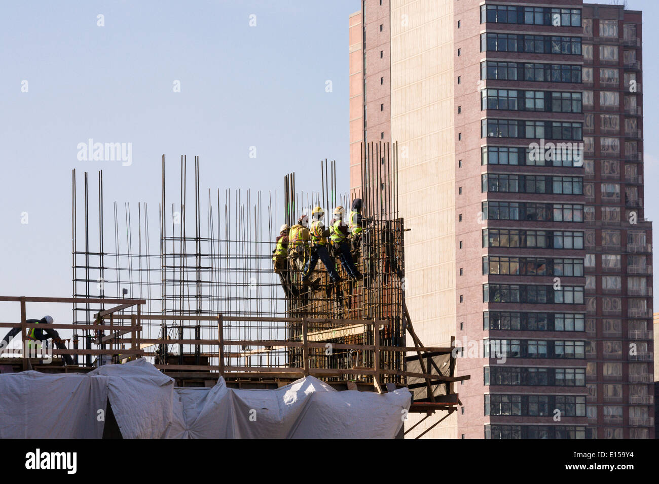High rise city building site hi-res stock photography and images - Alamy