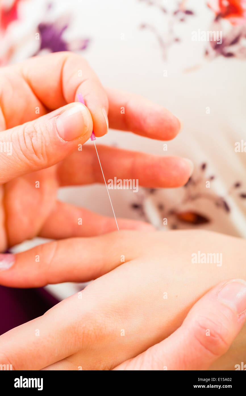 Birth setting hi-res stock photography and images - Alamy