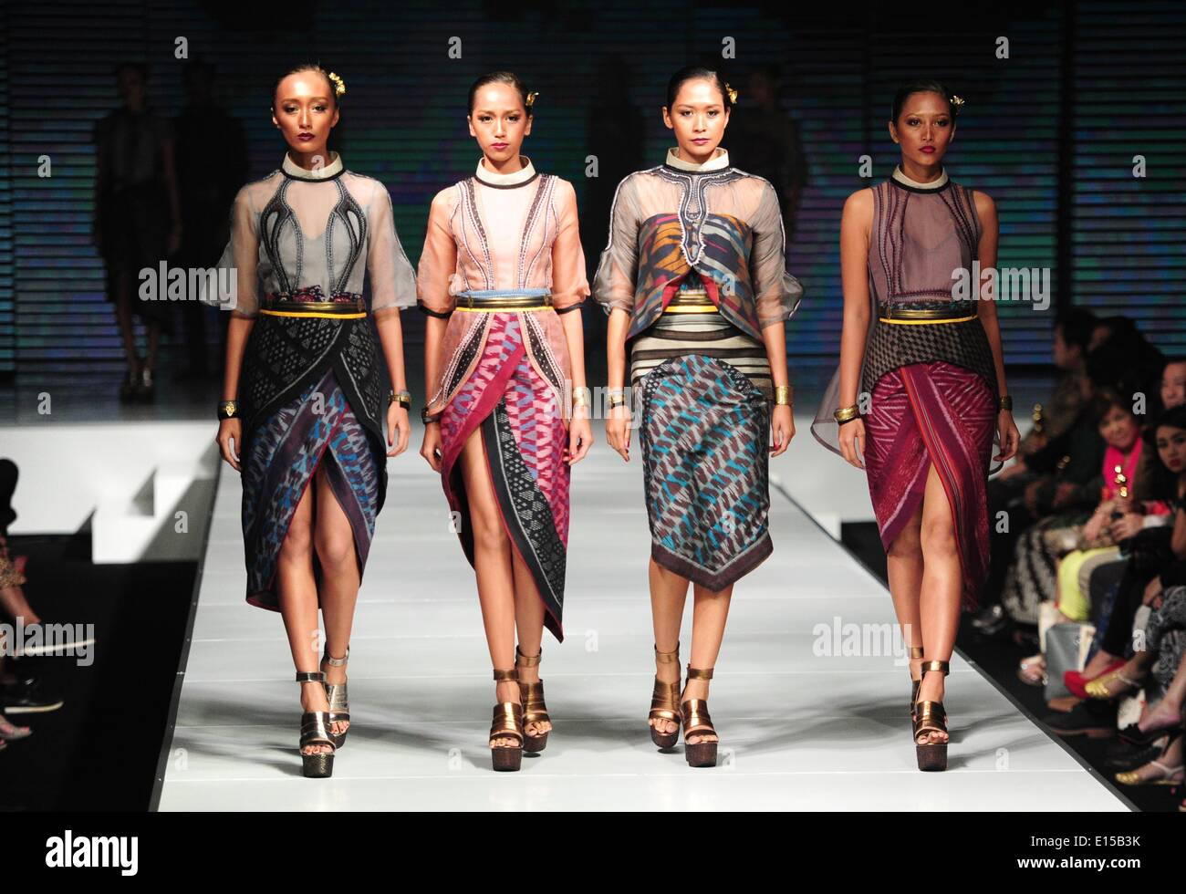 Kelapa gading hi-res stock photography and images - Alamy