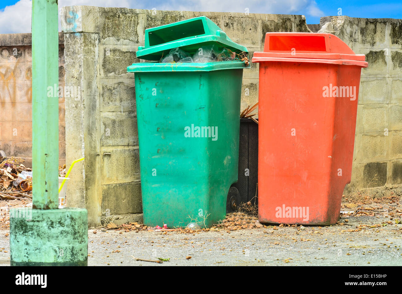 Bin full of rubbish Stock Photo - Alamy