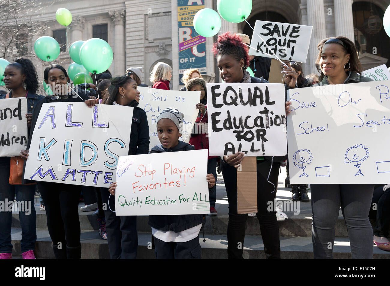 African american teachers hi-res stock photography and images - Alamy
