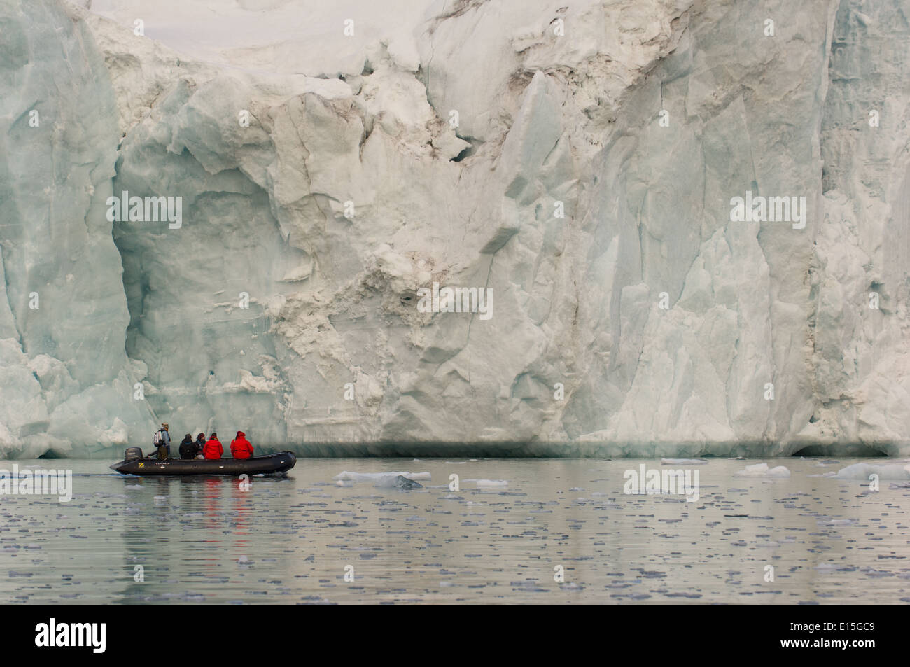 Zodiac in front of the Samarinbreen Glacier, Hornsund, Spitsbergen ...