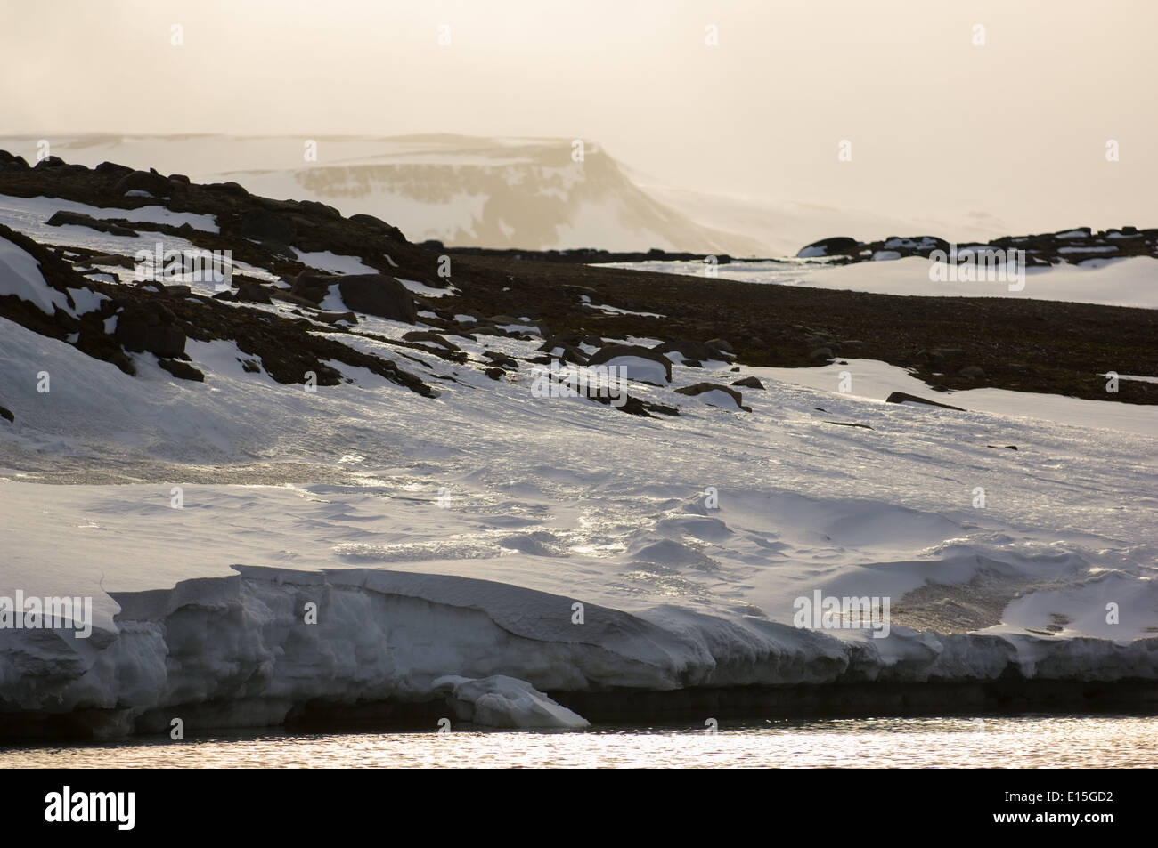 Dark snow dappled cliffs lining hell hi-res stock photography and ...