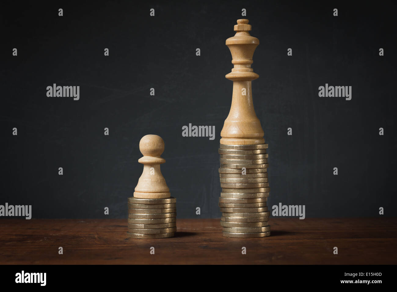 Income differences between rich and poor Stock Photo - Alamy