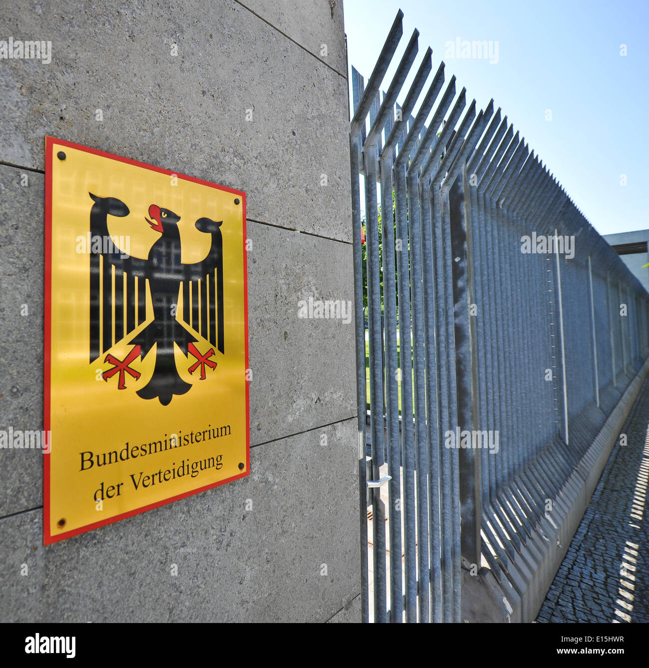 German defence ministry hi-res stock photography and images - Alamy